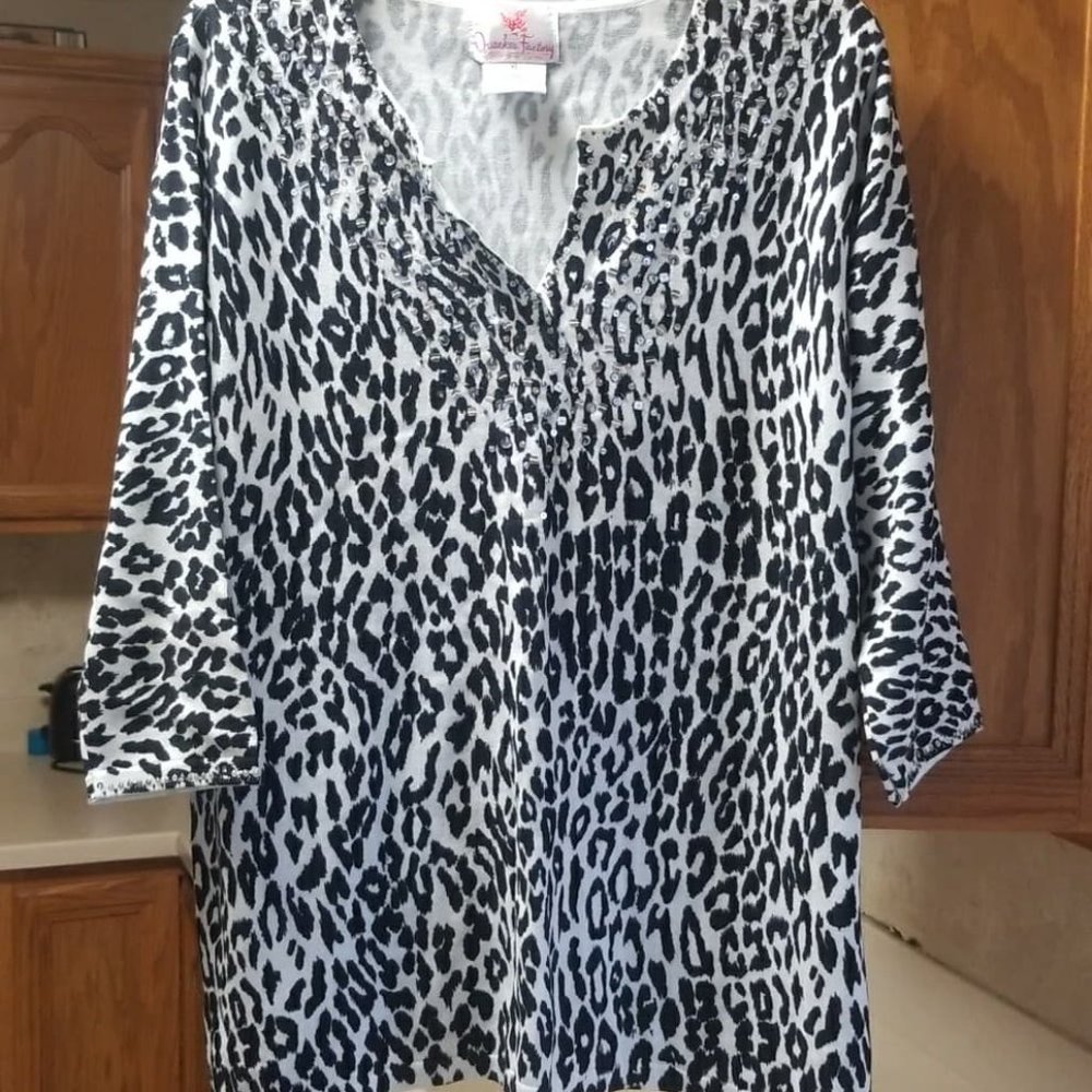 Quacker Factory Wear It With & Smile Size Xl - Gem